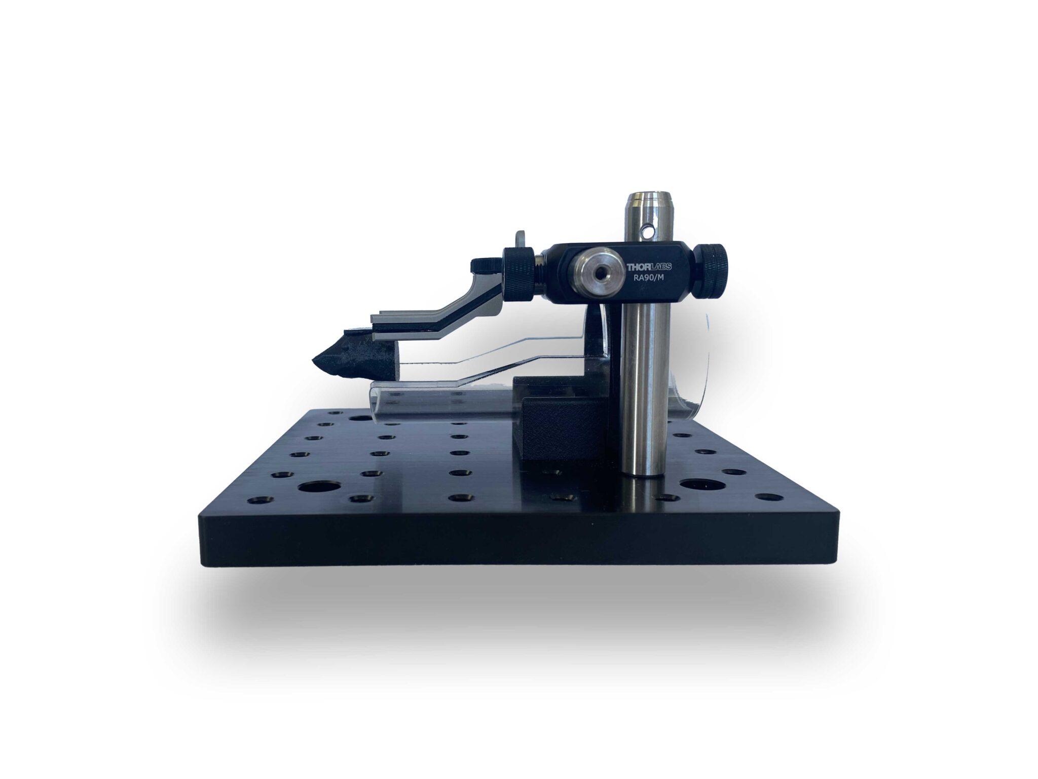 Mouse Head Fixation System - LabeoTech | Biomedical Instruments